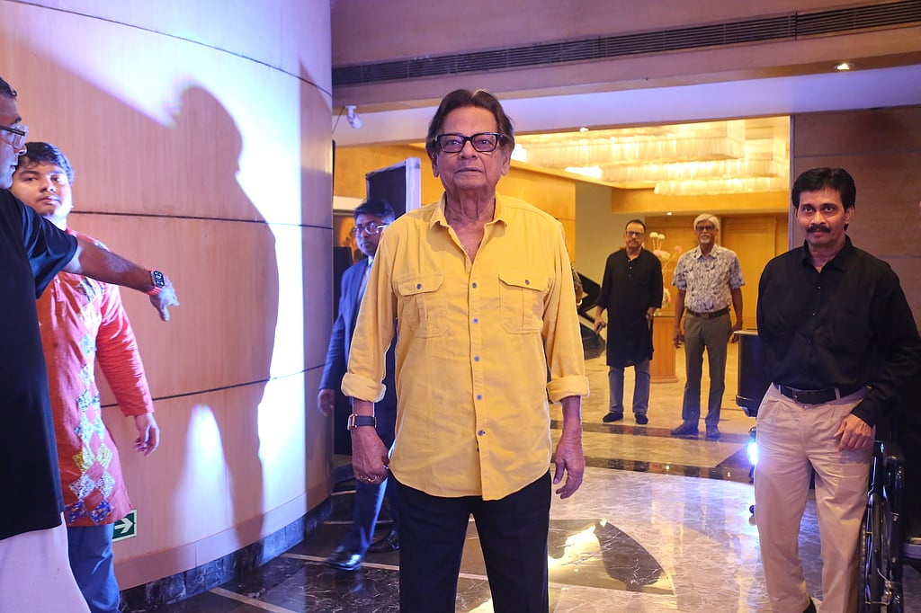 In pics: Launch of Prabhat Roy's biography, Clapstick